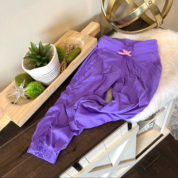 lululemon (Iviva) | Bottoms | Iviva Lululemon Girls Size 7 Capri Dance ...